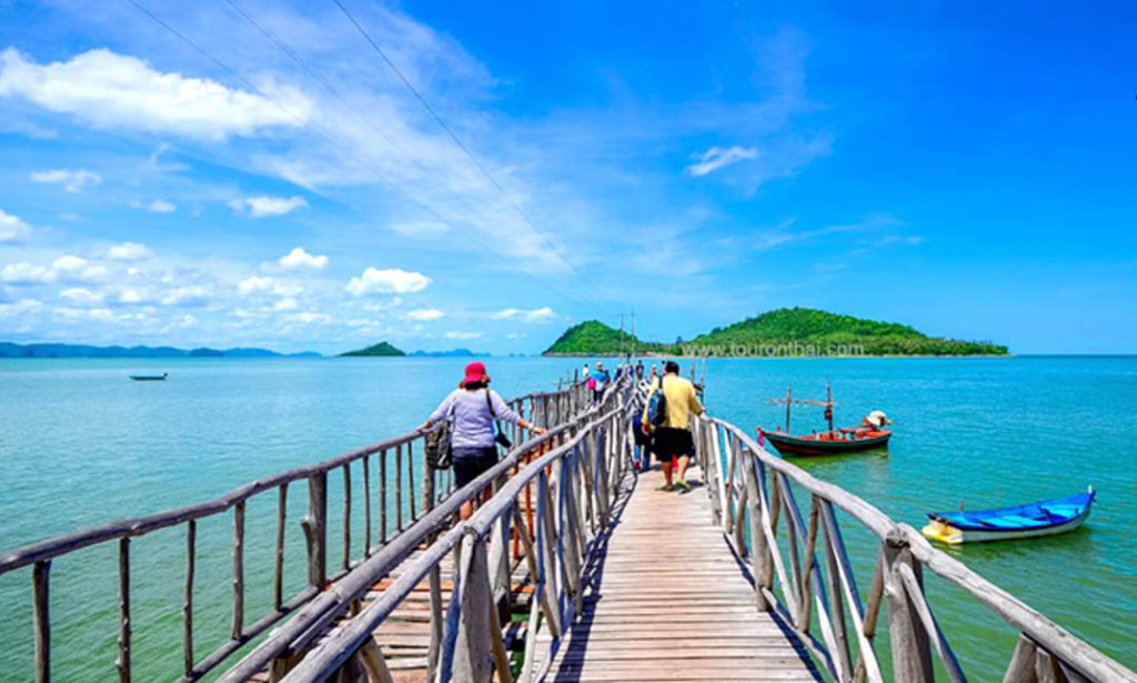 Teaching Jobs in Chumphon City, 35000THB per month - Teaching in Thailand